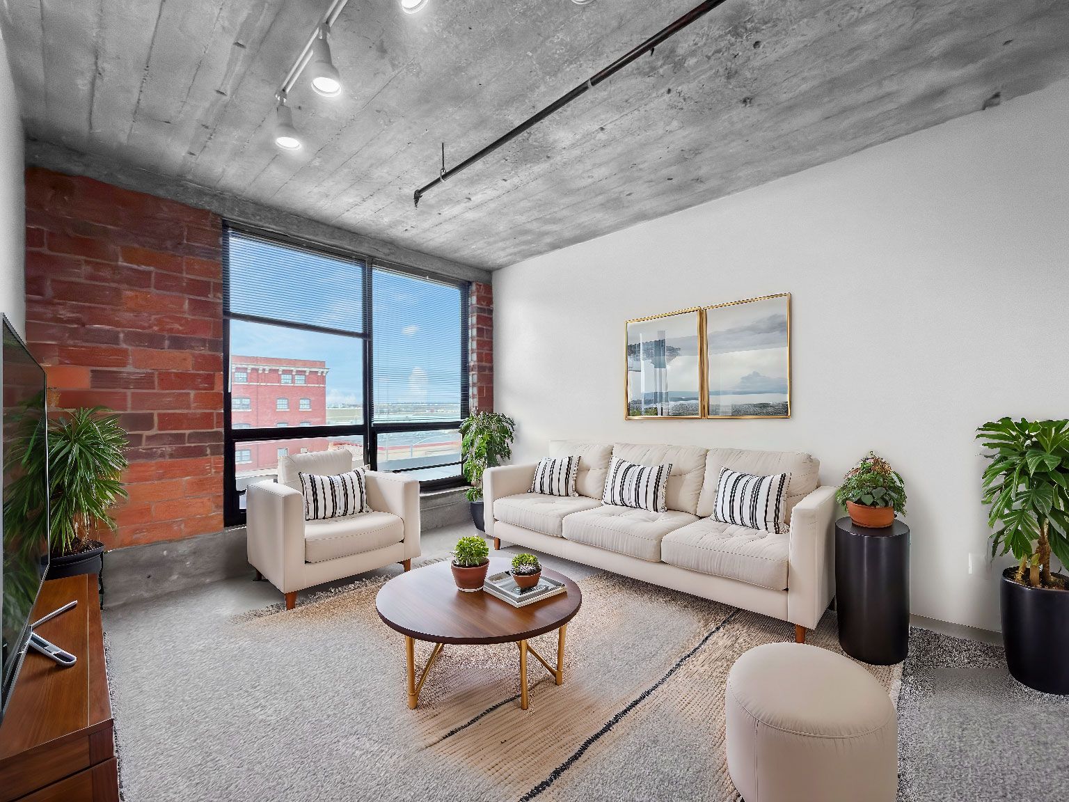 Photo Gallery | Crescent Lofts in Downtown Davenport