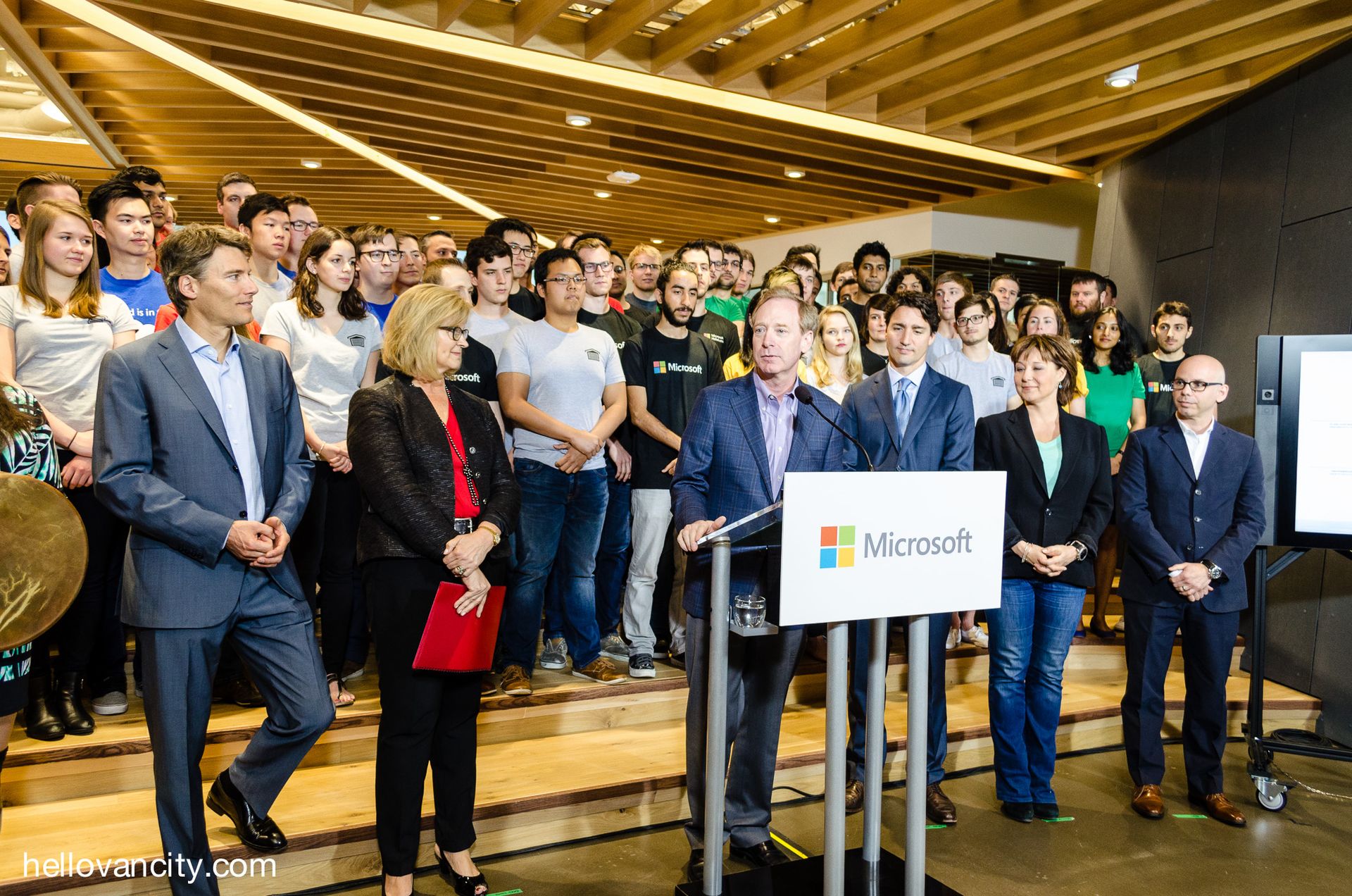 MICROSOFT CANADA EXCELLENCE CENTRE | e=mc²