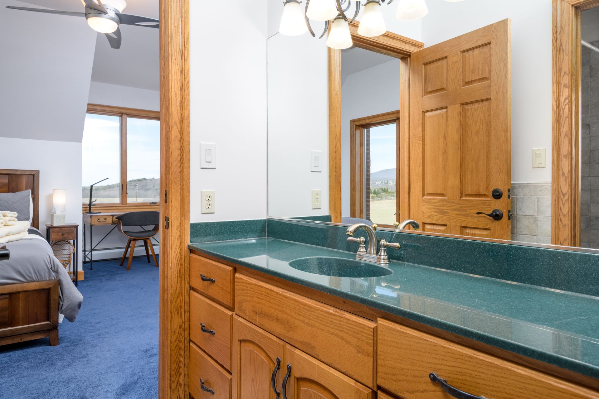 Chestnuthill Countryside Manor | Whole Manor