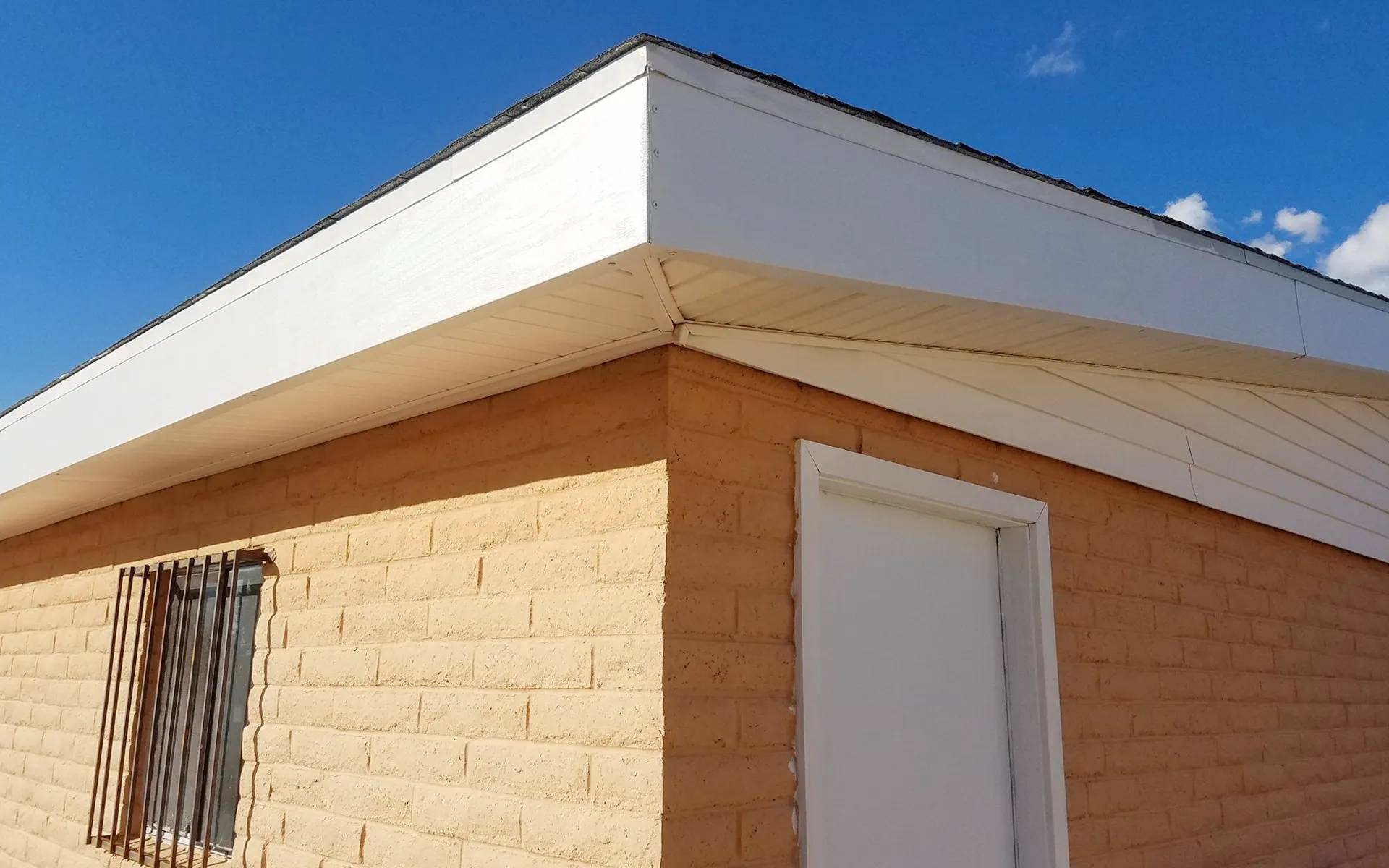 Rain Gutters | Tucson, AZ | Affordable Seamless Gutters