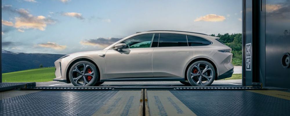 NIO EL8 | eerste exemplaren afgeleverd in Nederland en België