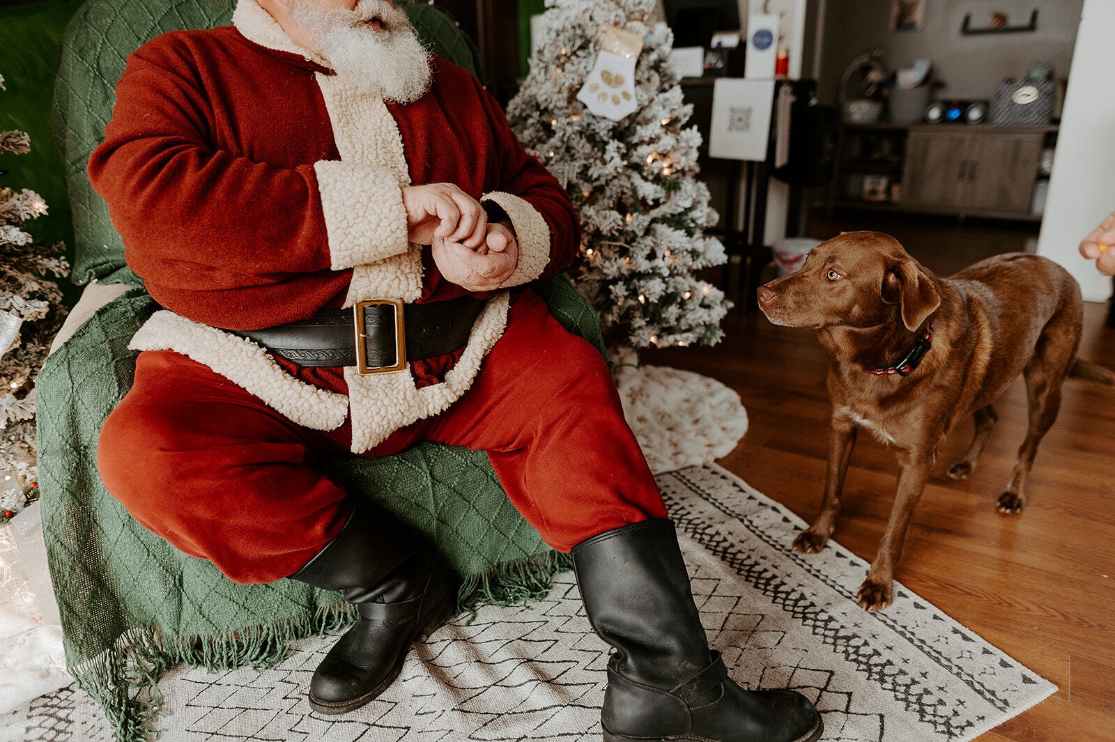 Dianna Nicole | Abby's Angels Photos With Santa 2022