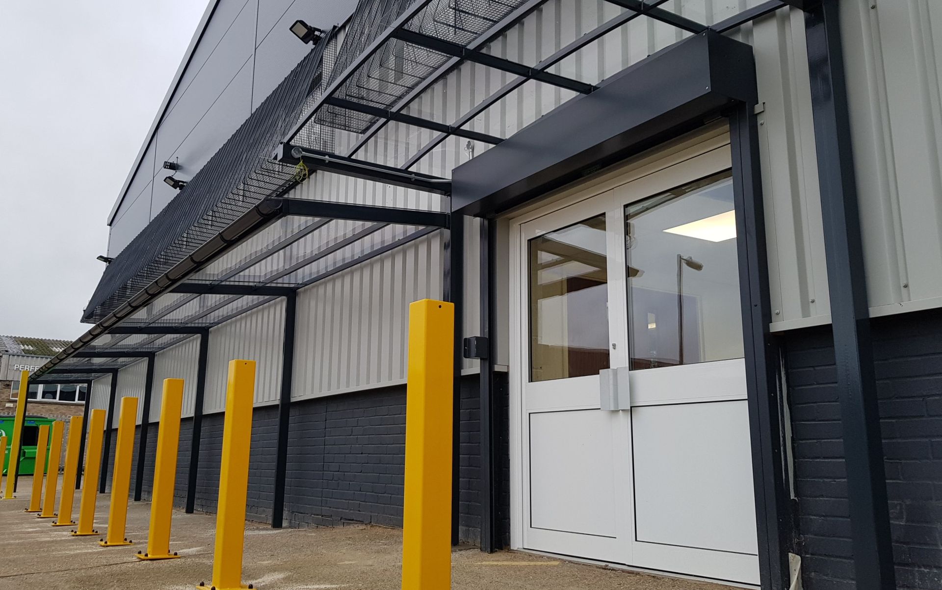 Gallery | Fencing, Gates | Colchester, Essex - C&W Fencing