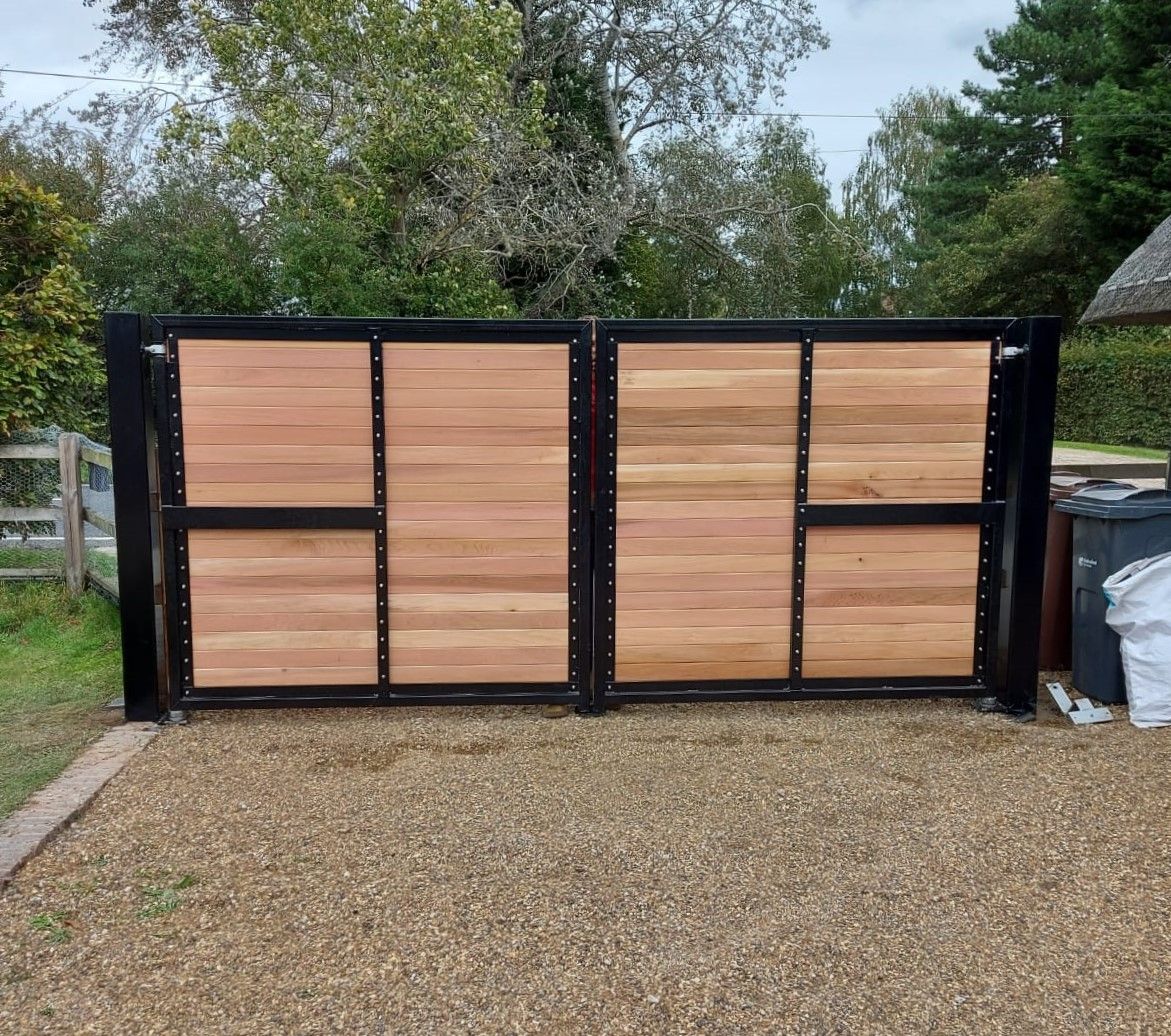 Fencing | Garden Fencing | Colchester, Essex | C&W Fencing