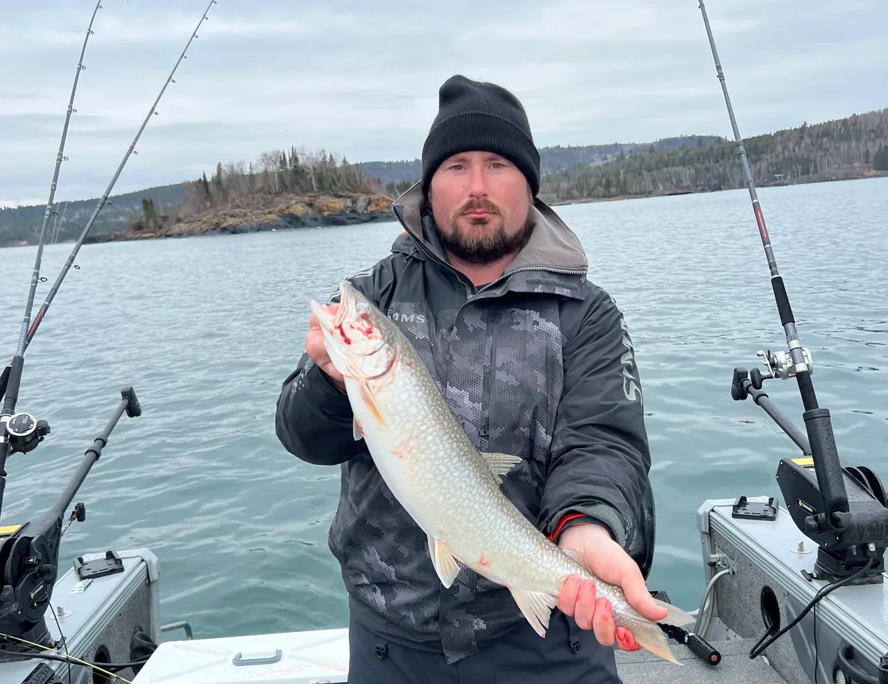 Lake Superior Fishing Guide - Lake Trout, Salmon, Walleye