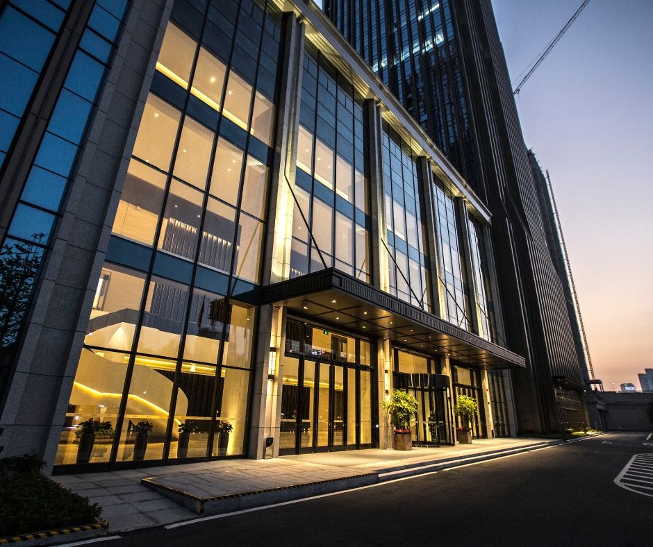 Top #7 Building Maintenance Cost Factors & Budgeting Tips