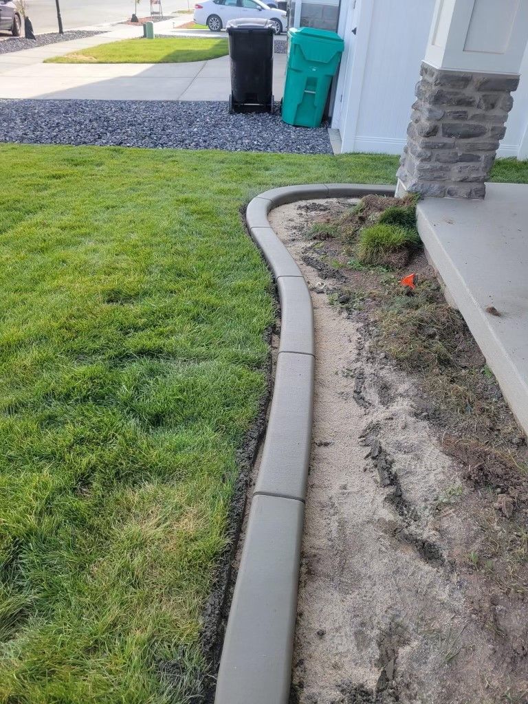 South Fork Curbing | Professional Landscape Curbing