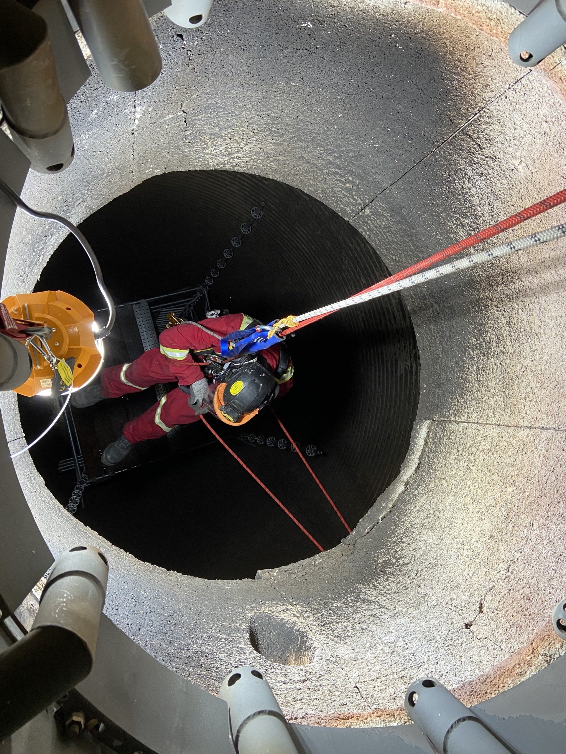 Services en Espaces Clos : Interventions Sécurisées et Expertise Inégalée