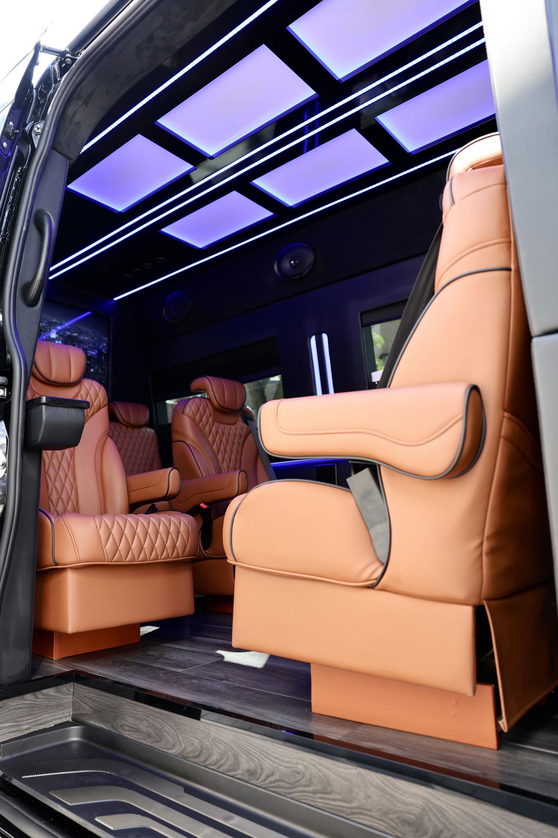 Mercedes Sprinter Features Executive Seating | Phantom Limousine Service