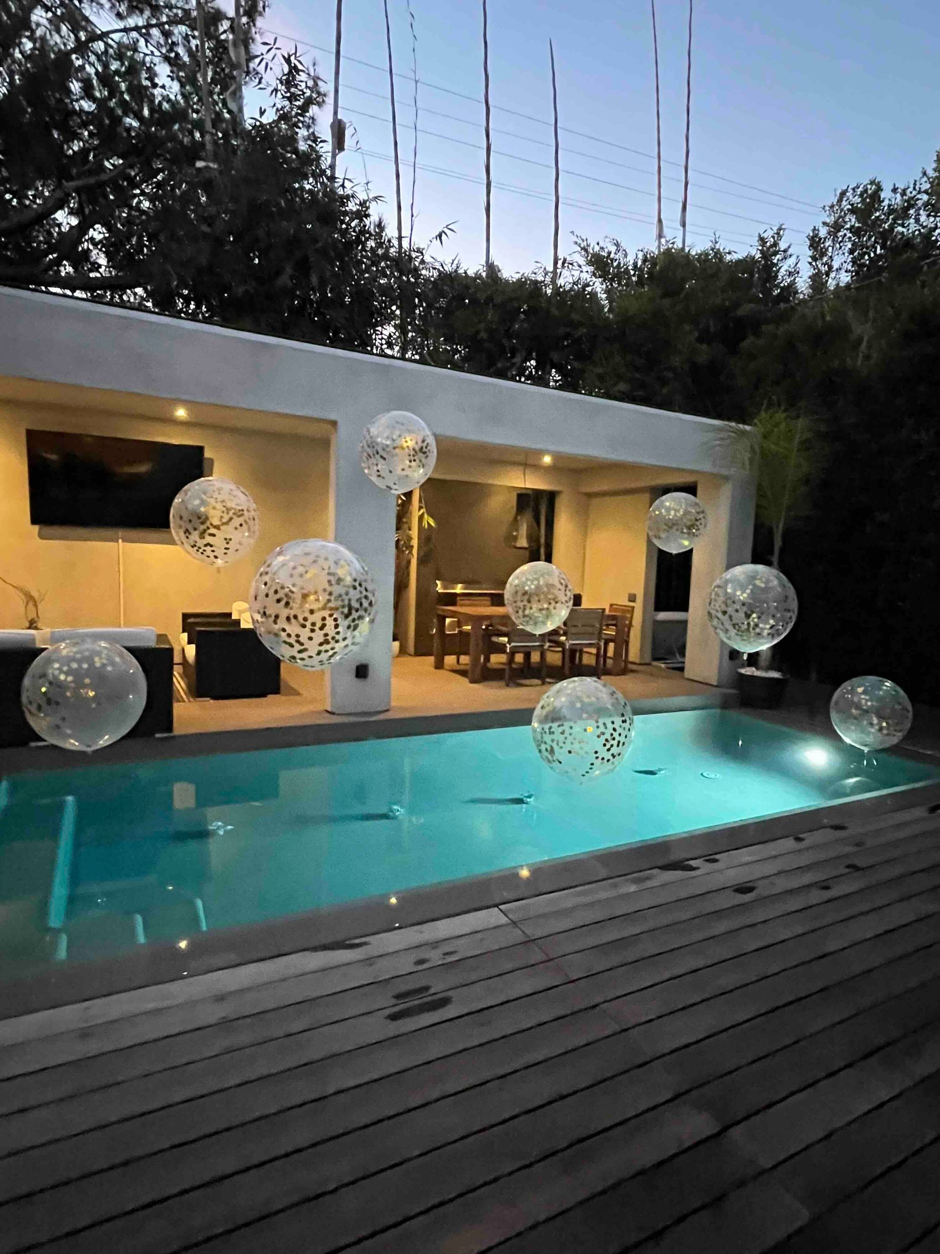 Pool Balloons by The Balloon Guy | Los Angeles, CA