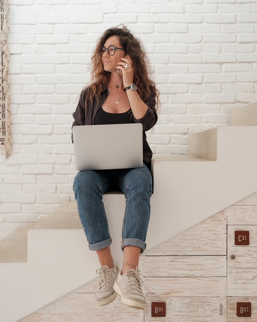 50 life coach photoshoot ideas and personal branding tips