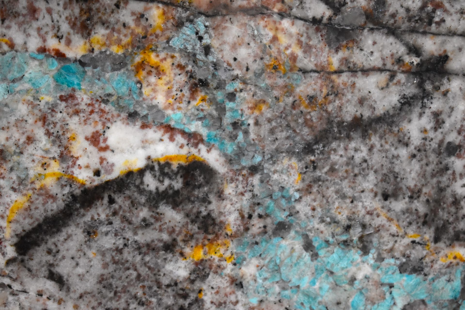 Corian Quartz Calacatta Medallion