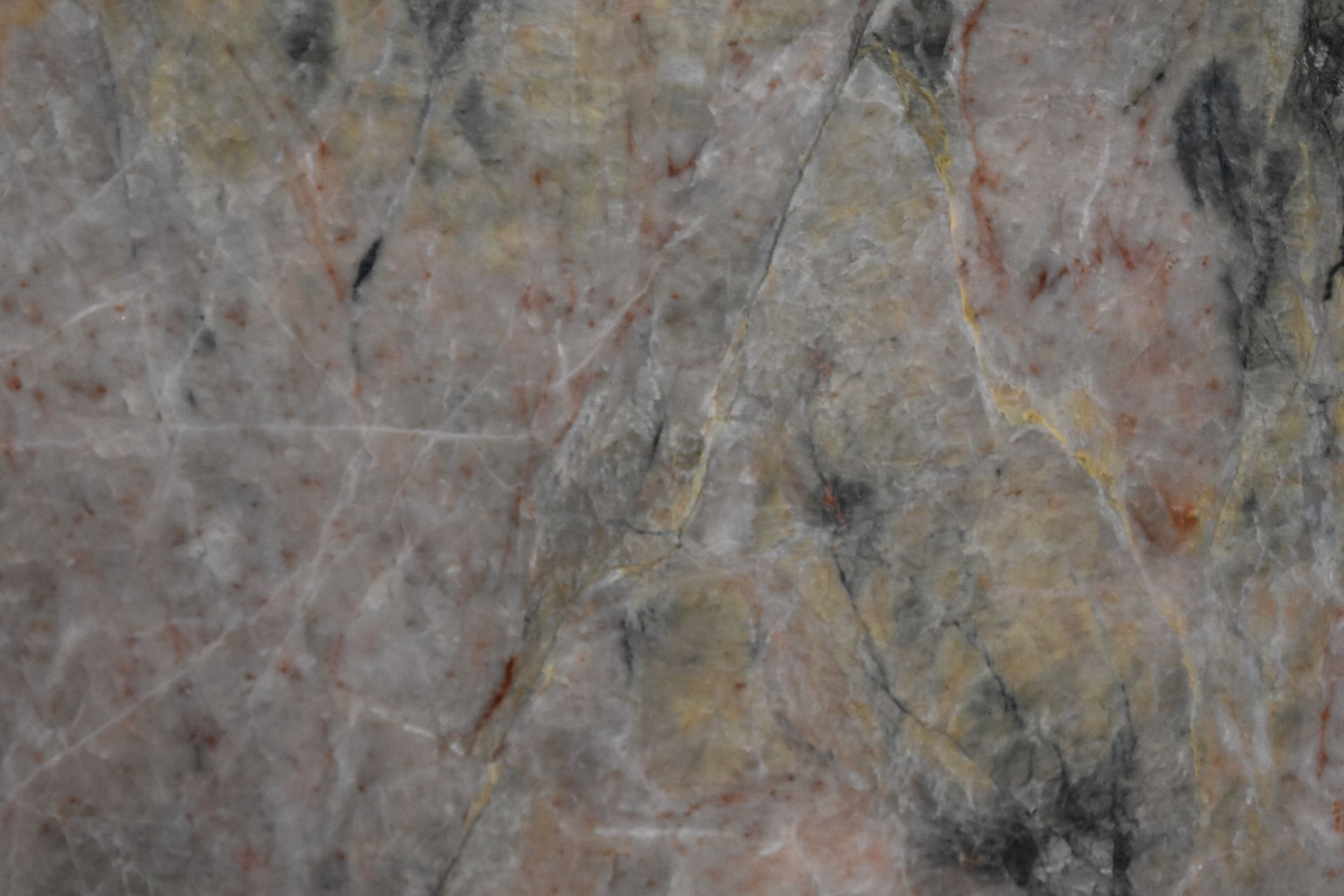 Corian Quartz Calacatta Medallion