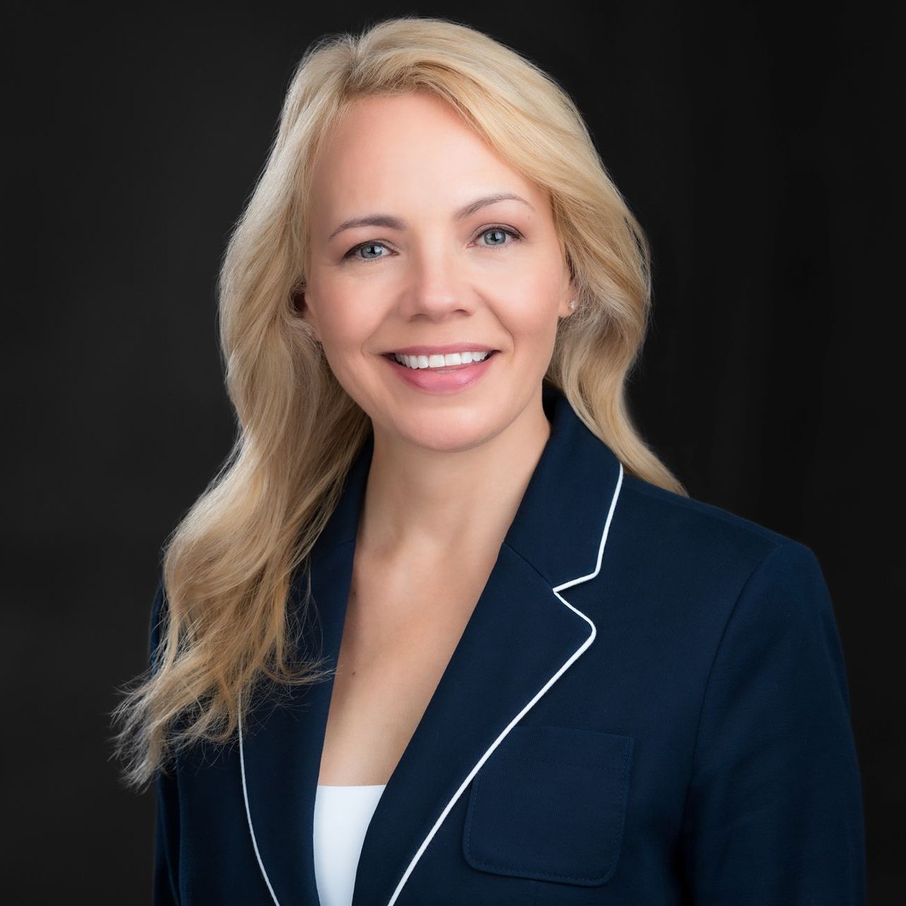 Expert Leadership Development Training Team | Crestcom Canada