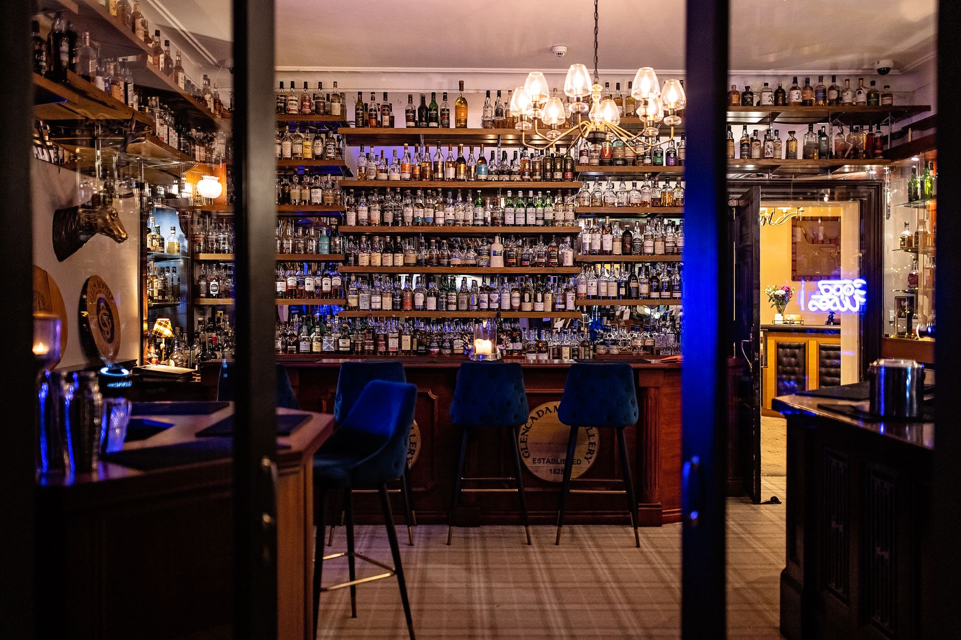 MALT Whisky Bar & Cocktail Lounge | 800+ Whiskies | The Glenesk Hotel