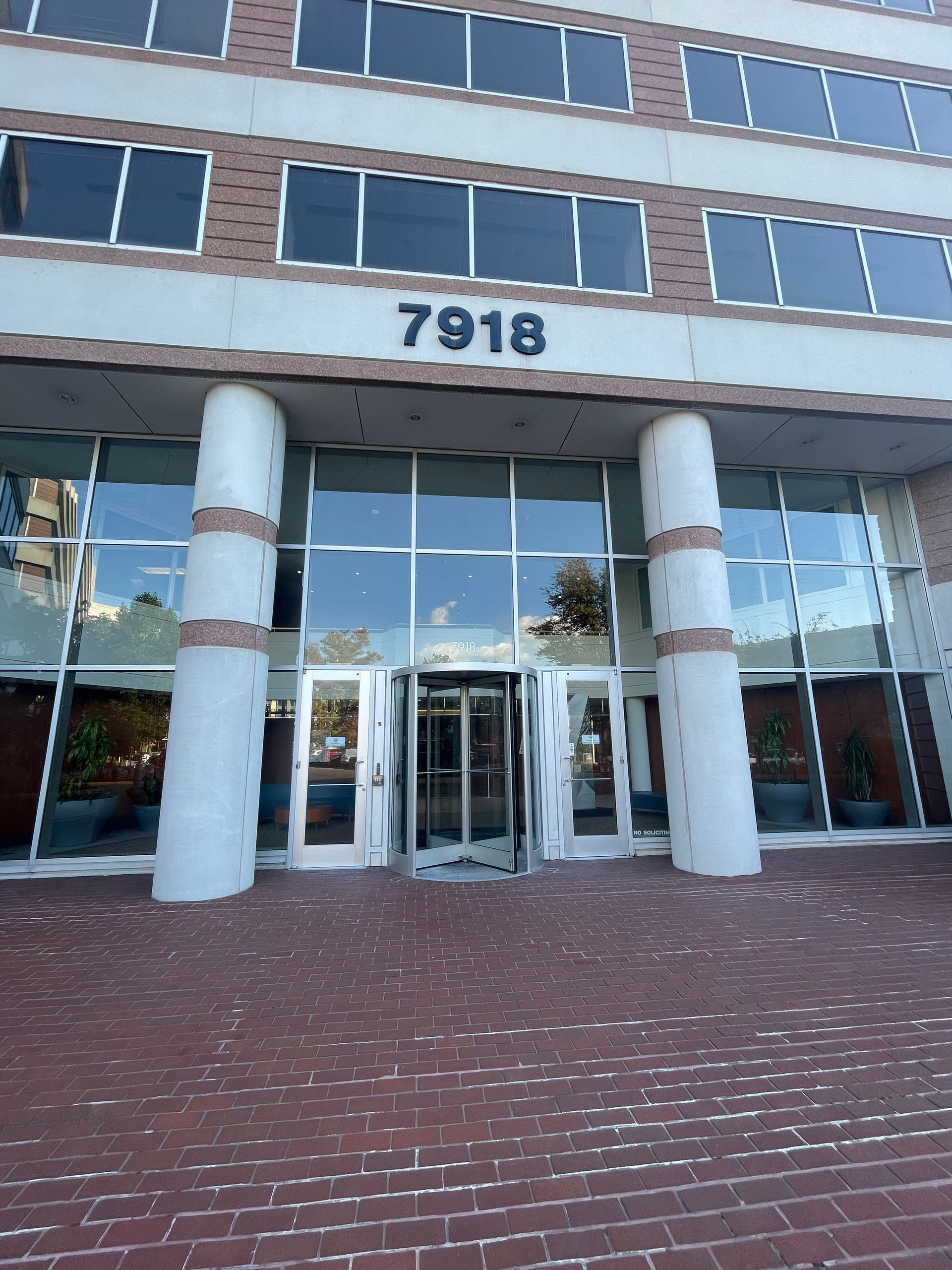 Elevated Mindset Therapy, provides counseling and psychotherapy svc's