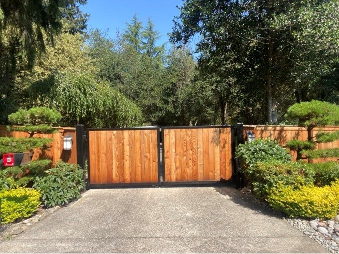 Driveway Gates for Tacoma, WA | Northwest Fencing