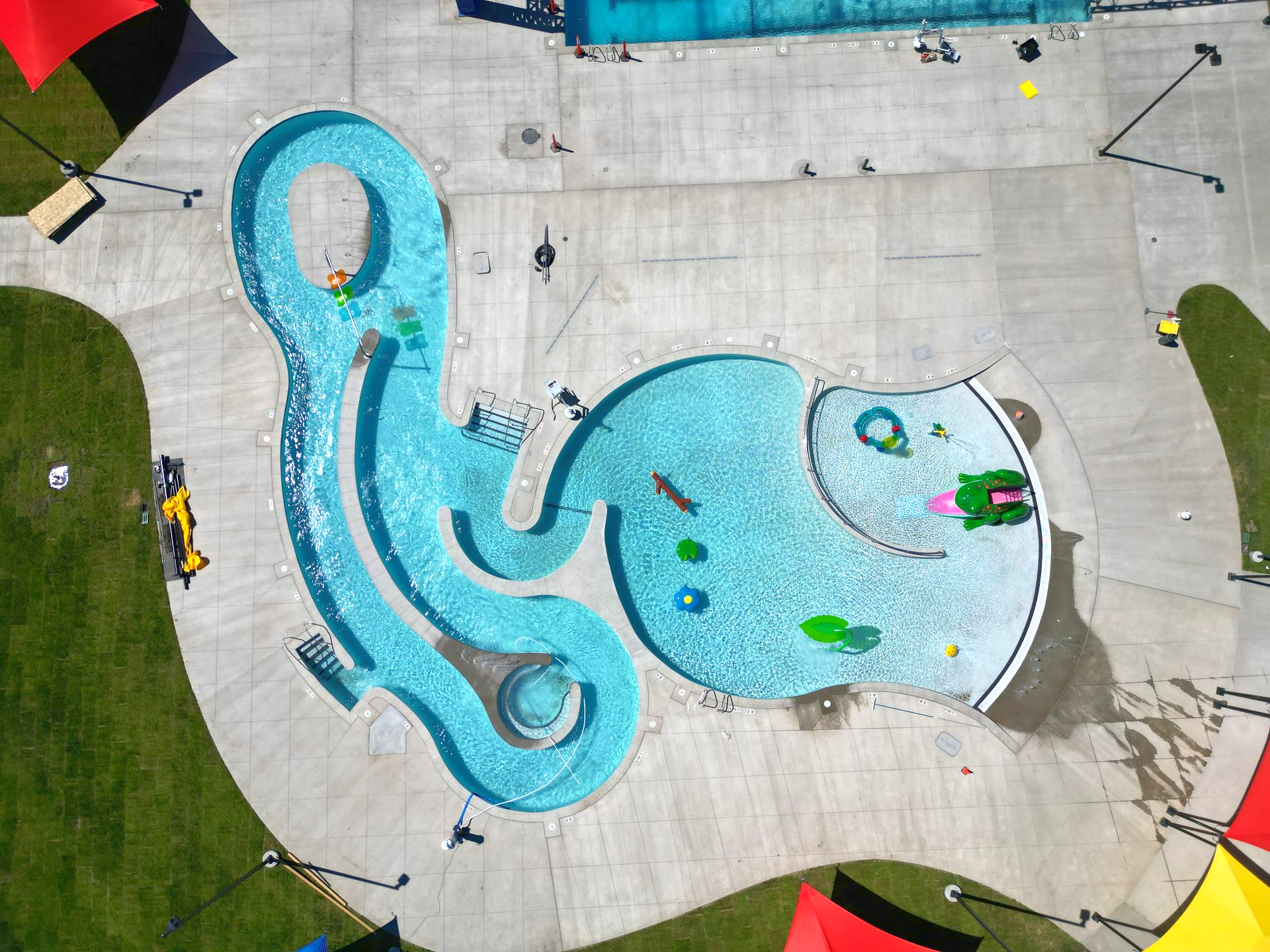 Pool Builder of Water Parks - Construction Company
