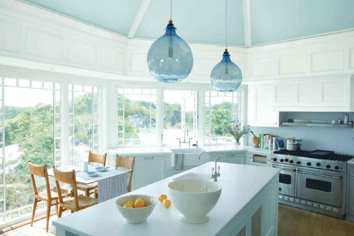 Decorating with a Blue & White Color Palette | Superior Paint & Decorating