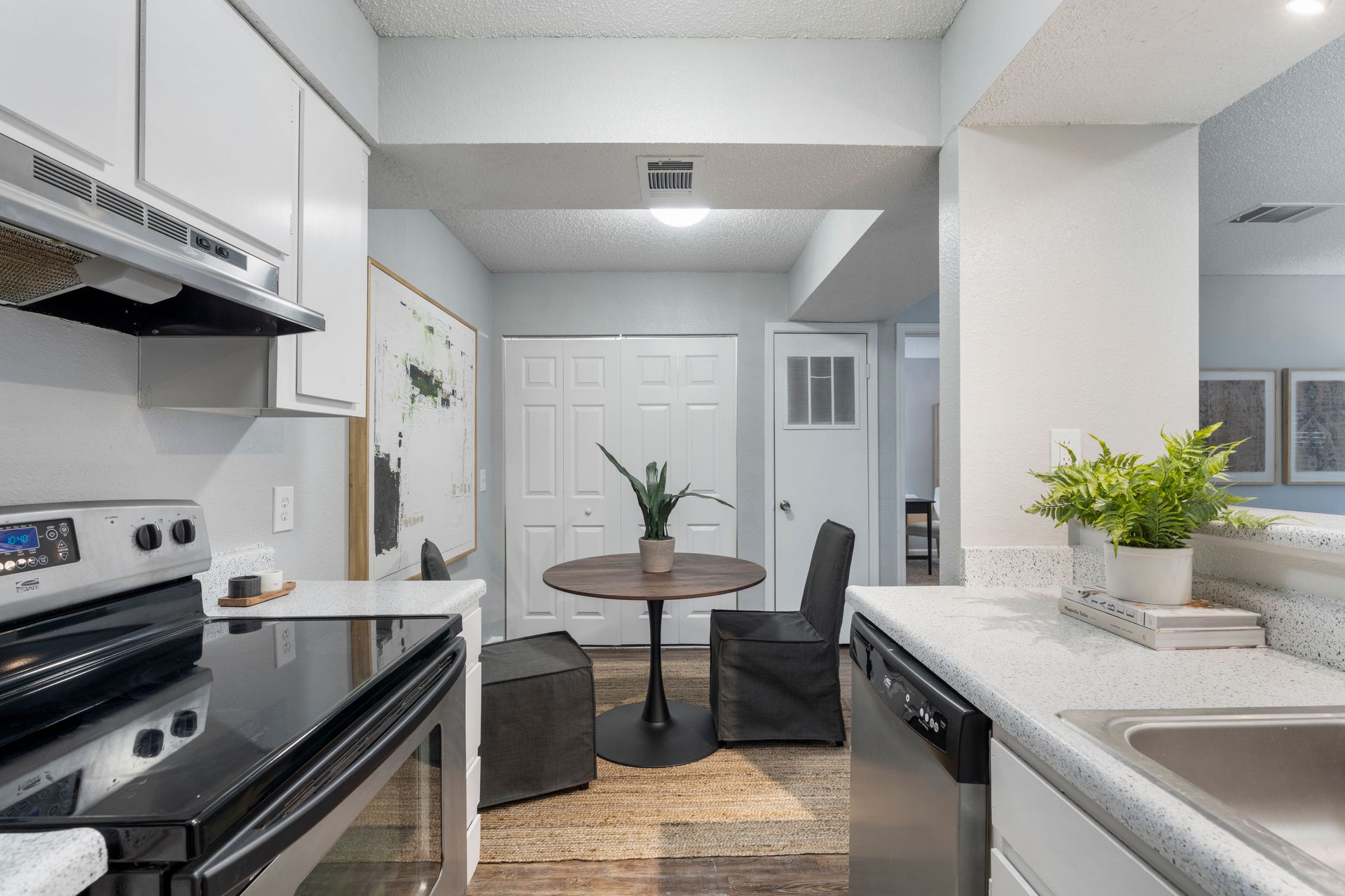 Elevated Amenities at Post Oak Apartments