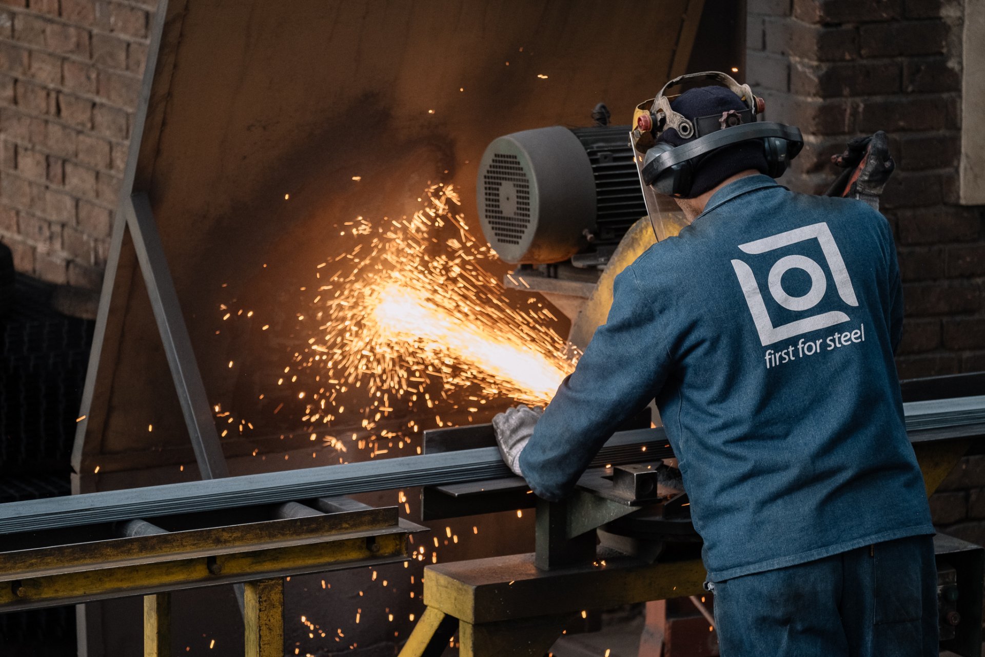 Steel Solutions for the Truck and Trailer Industry | NJR Steel