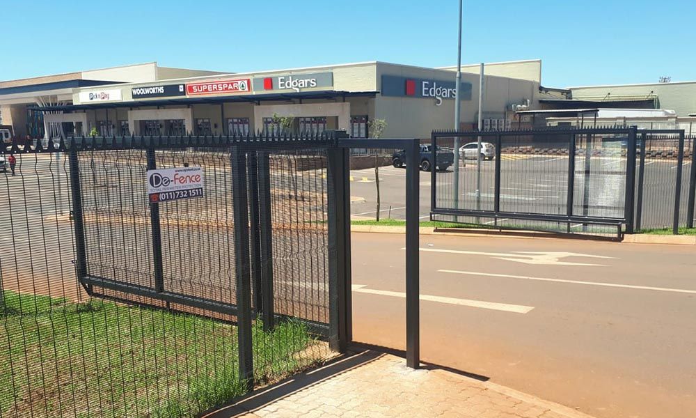Clear Security Fencing | De-Fence - High-Quality Fencing Solutions