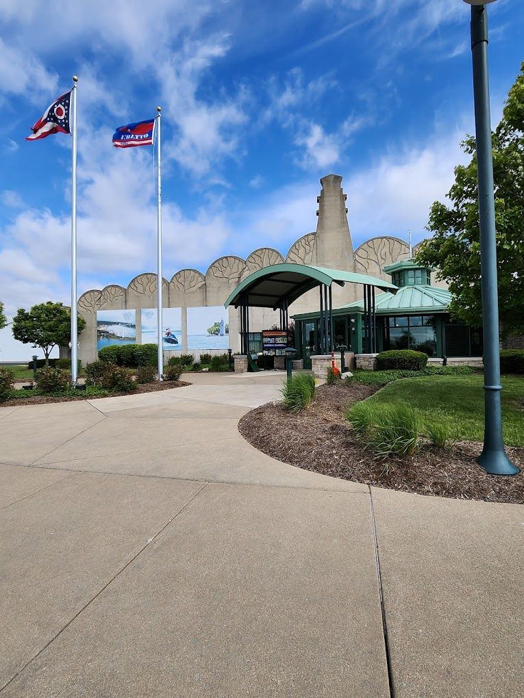 9 Best Free Things to Do in Port Clinton | Commodore Perry