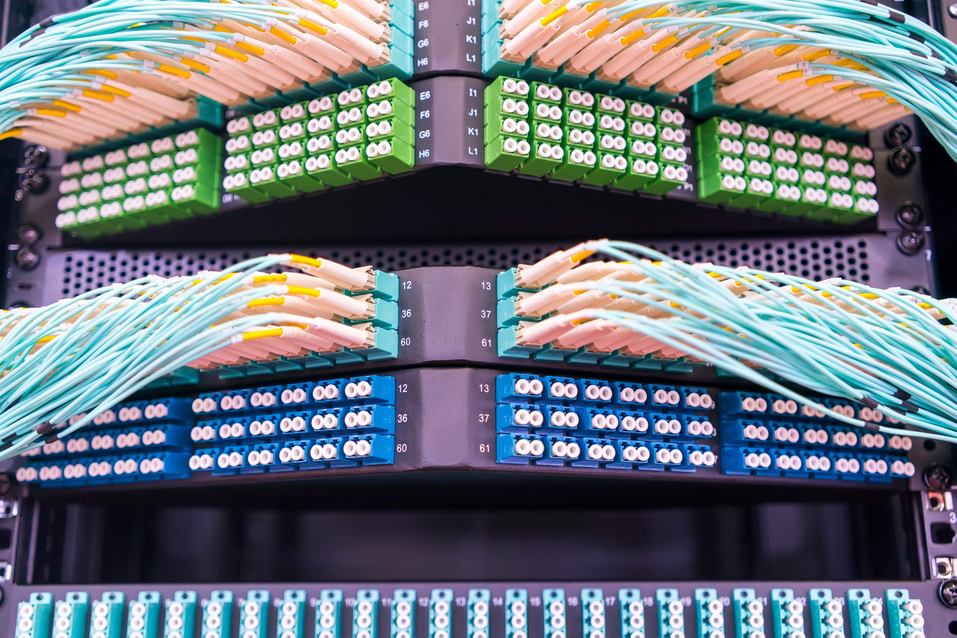 Home | Cable Installation Specialists | Data Connection Inc