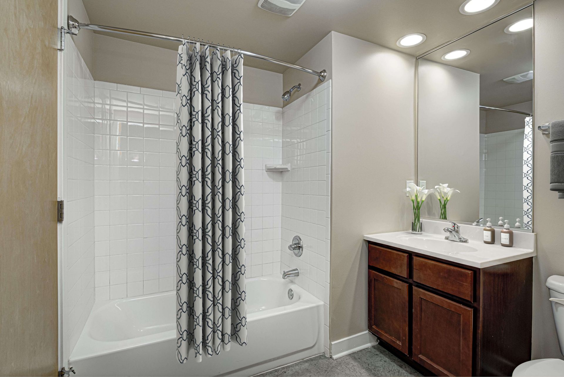 Harding Street Lofts - Apartments Indianapolis, IN | Core Redevelopment