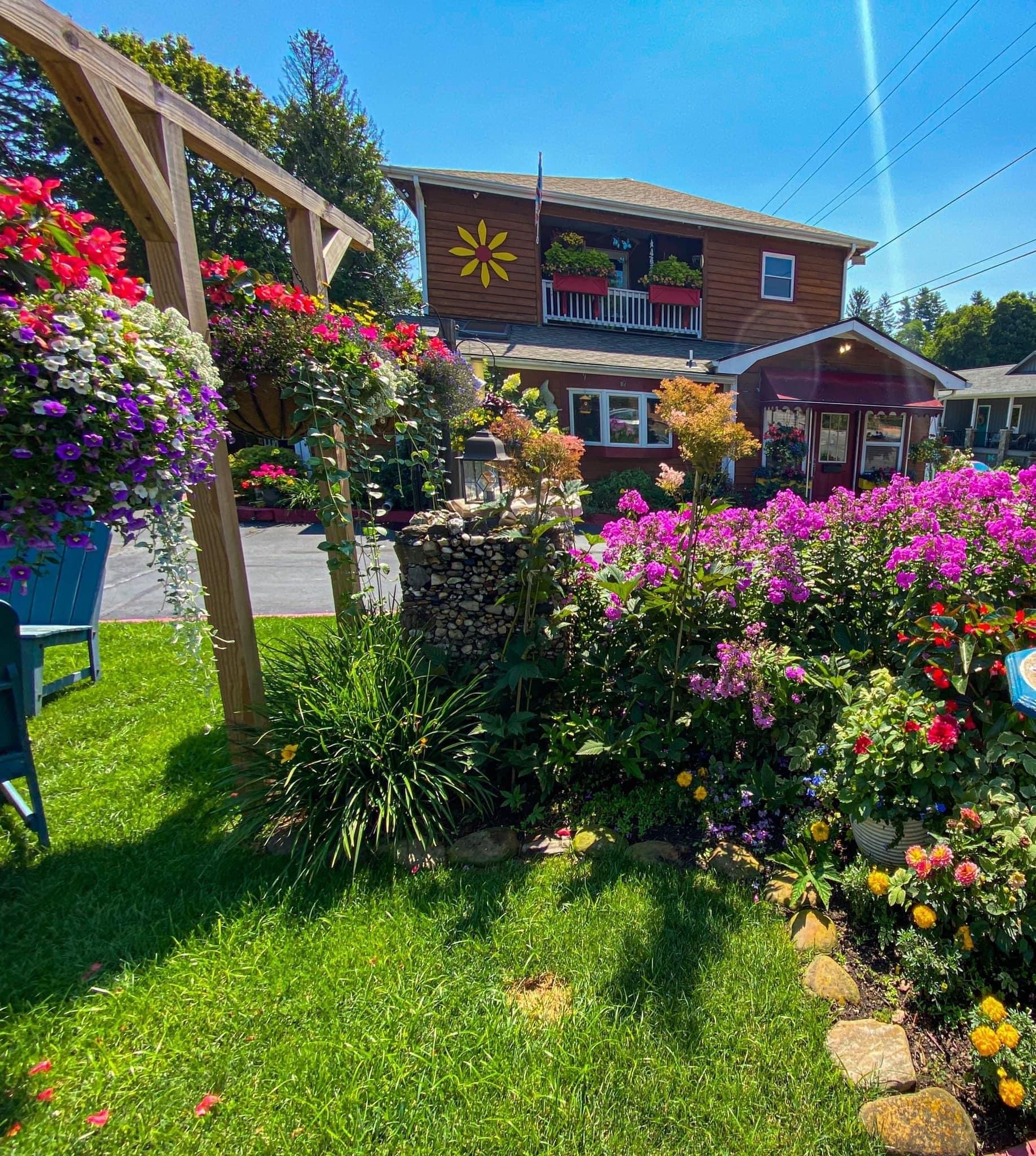 Gallery | The Homestead Inn & Cottages | Blowing Rock, NC