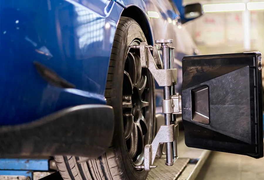 Signs that You Need Wheel Alignment Now