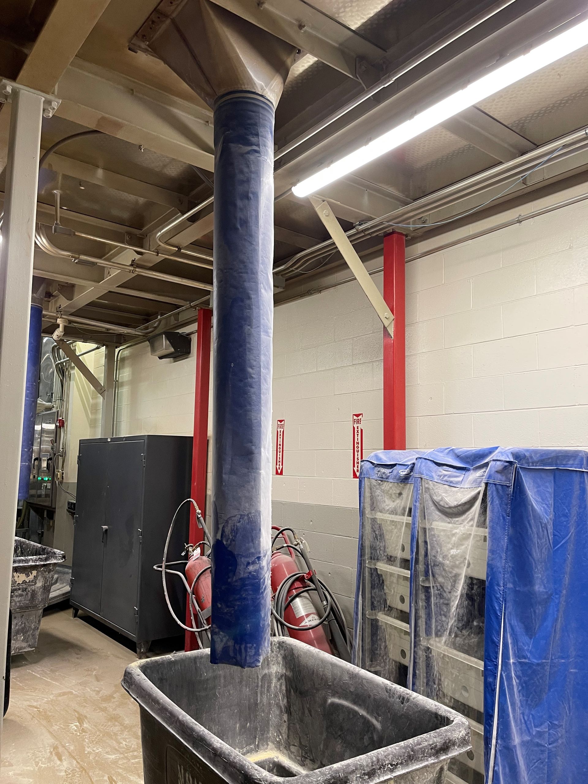 Dotro Tarps | Enhance Cleanliness & Safety in Conveyor Systems