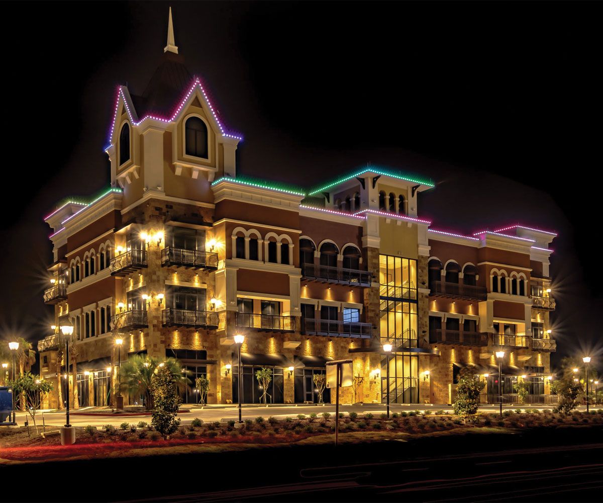 Permanent Roofline Outdoor Lighting