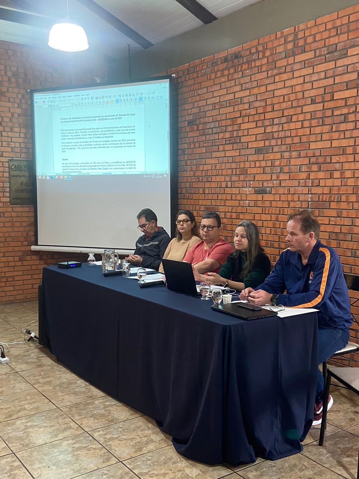 Assembleia aprova por unanimidade o balanço de contas e o relatório de ...