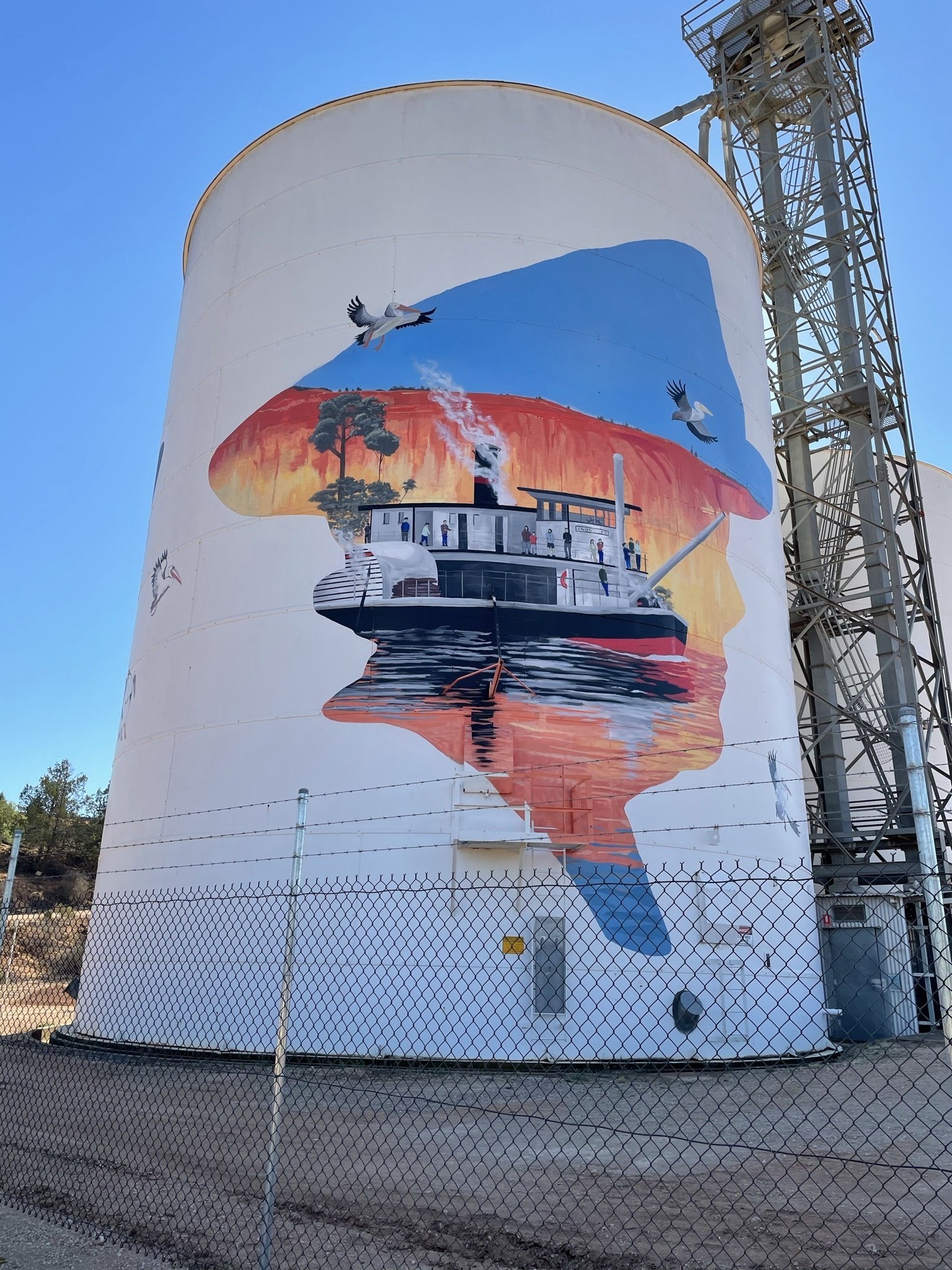 Paringa Silo Art