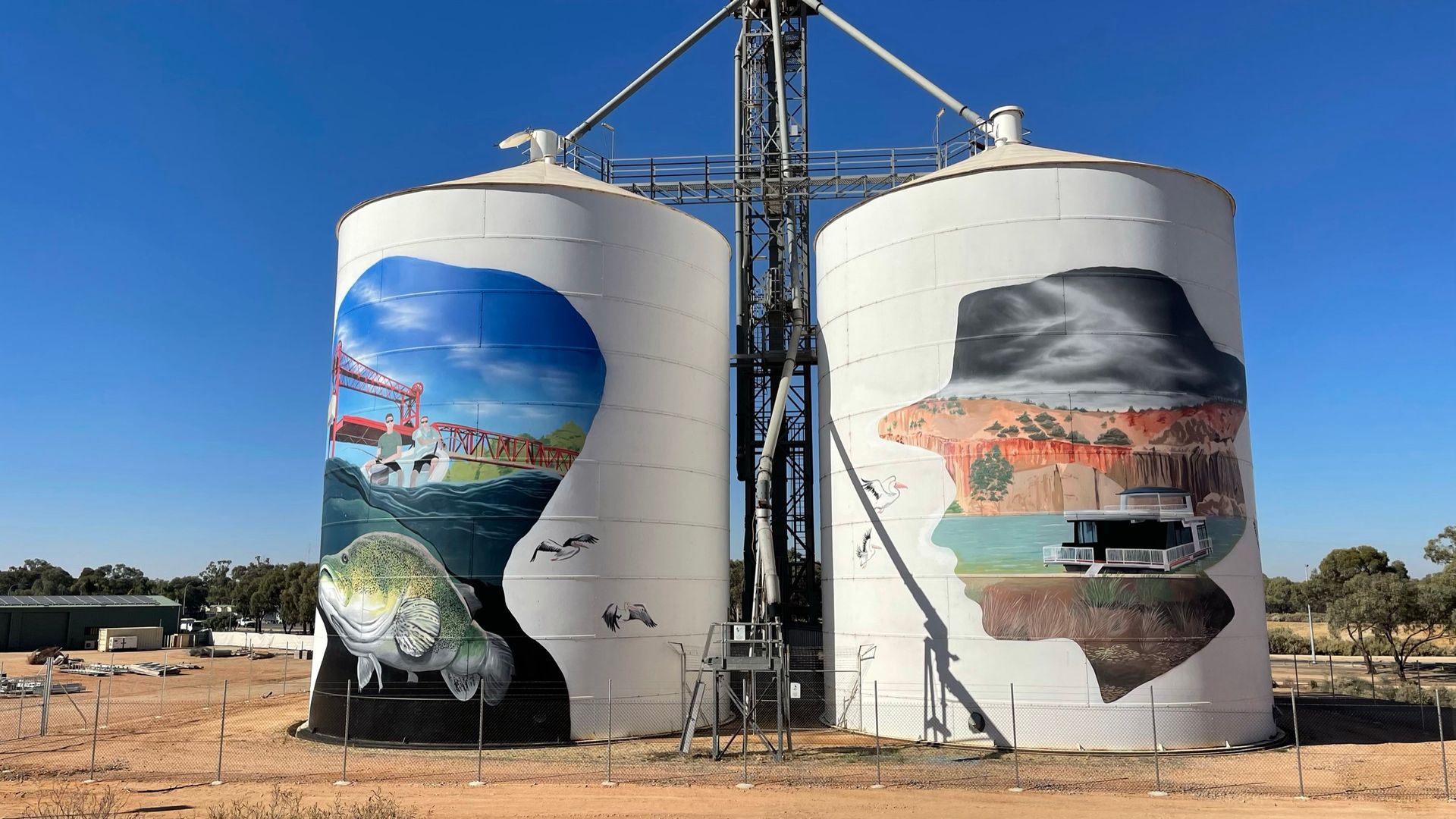 Paringa Silo Art