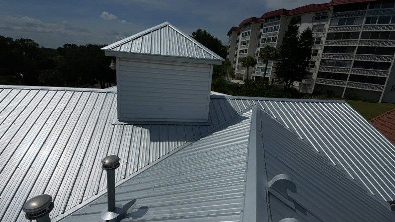 Ag / Multi-Rib Panels Photo Gallery | Best Roofing Materials | Orlando