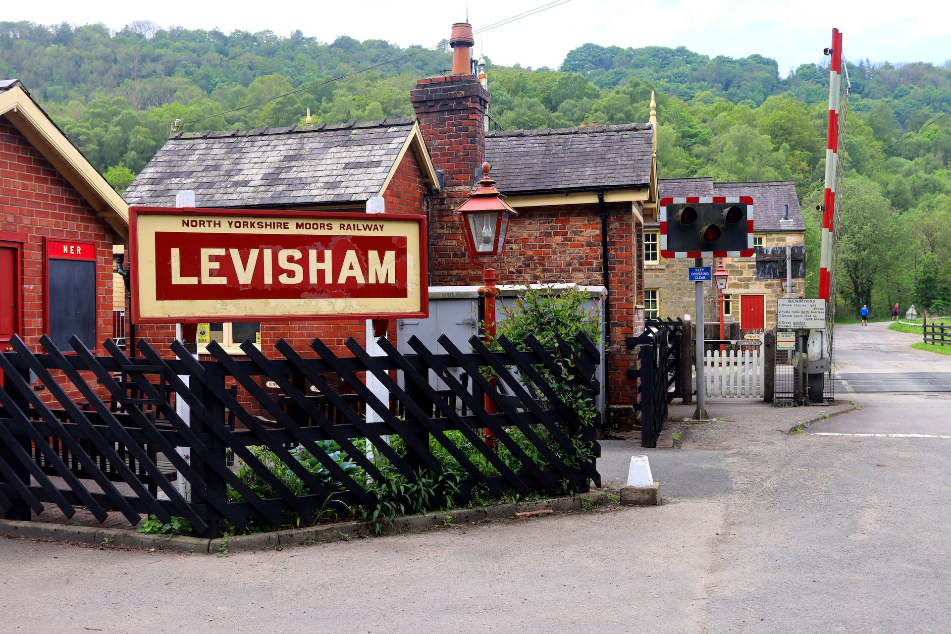 LOCAL AREA :: The Horseshoe Inn, Levisham - Country Pub with Rooms