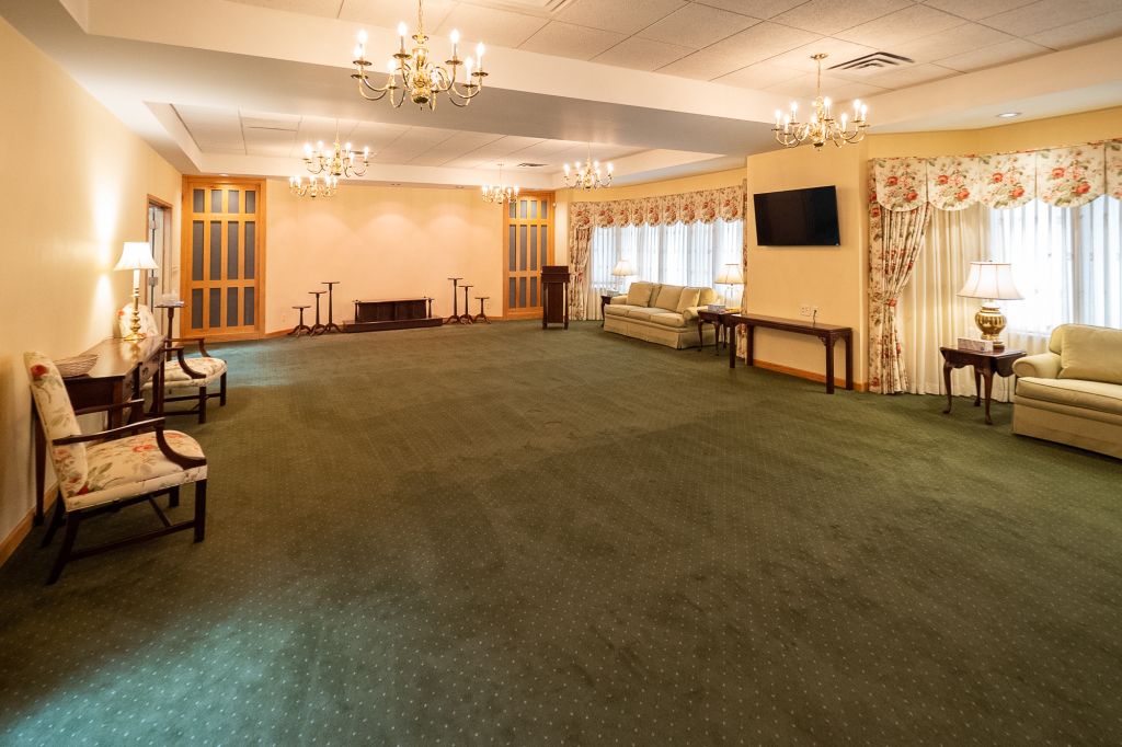 St. Louis Park Chapel | Gearty-Delmore Funeral Chapels