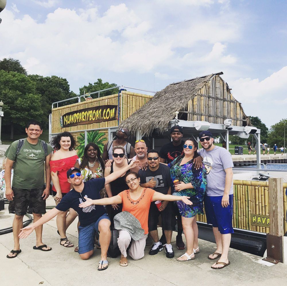 Photo Gallery | Island Party Boat Cruises in Chicago