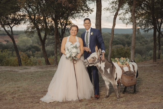 Dallas Fort Worth Wedding Donkey Beer Burros | Darlin Donkeys Events