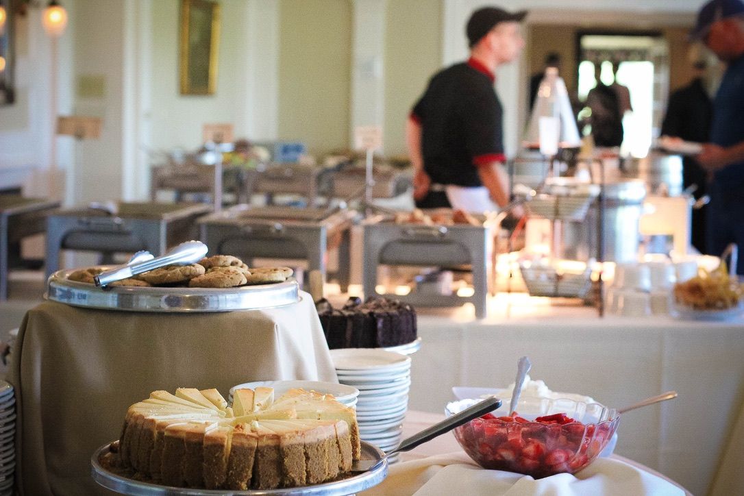 Gallery | Lucerne Inn Bangor, ME