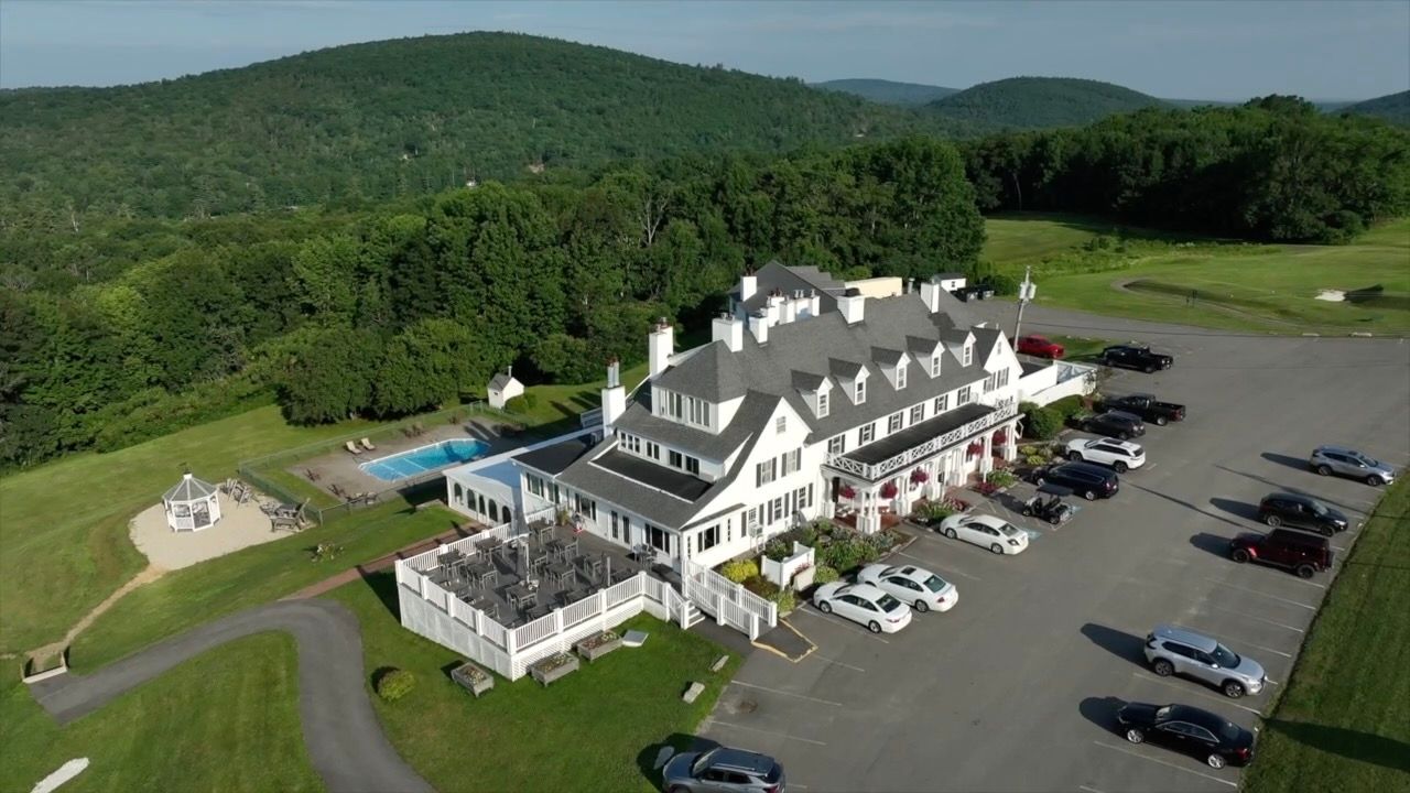 Gallery | Lucerne Inn Bangor, ME