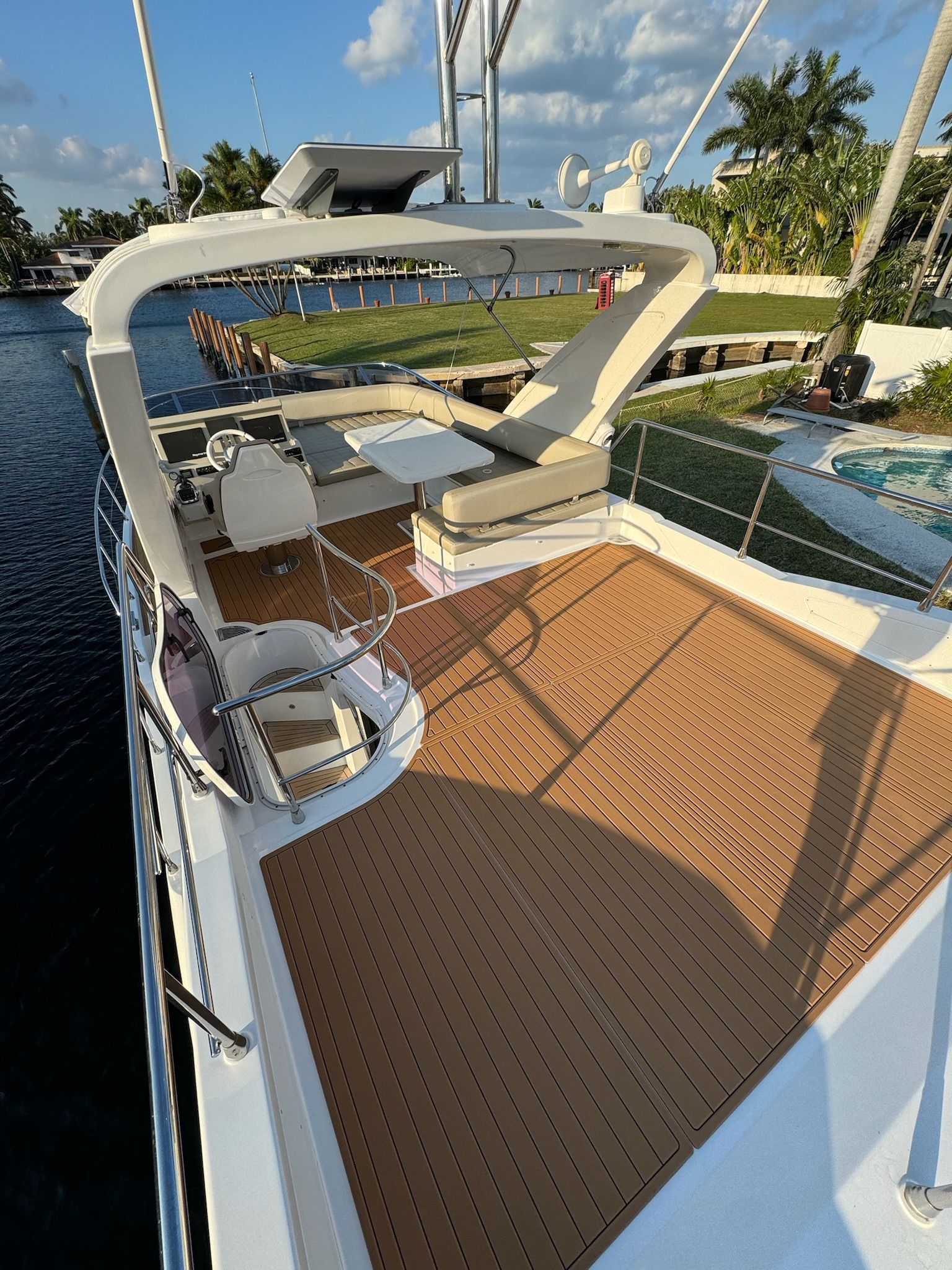 HydraFoam Gallery - Visualize Your Marine Decking Possibilities
