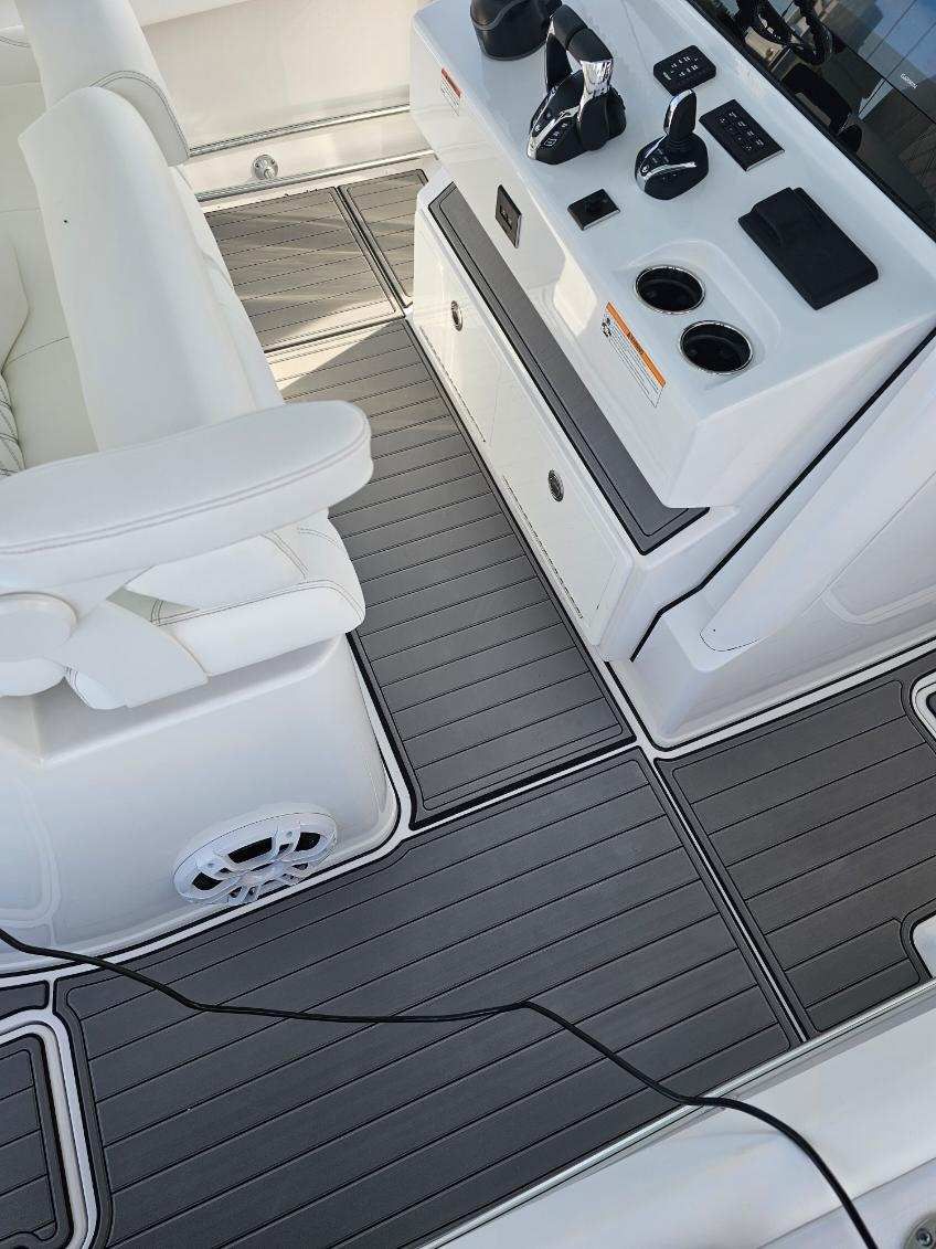 HydraFoam Gallery - Visualize Your Marine Decking Possibilities