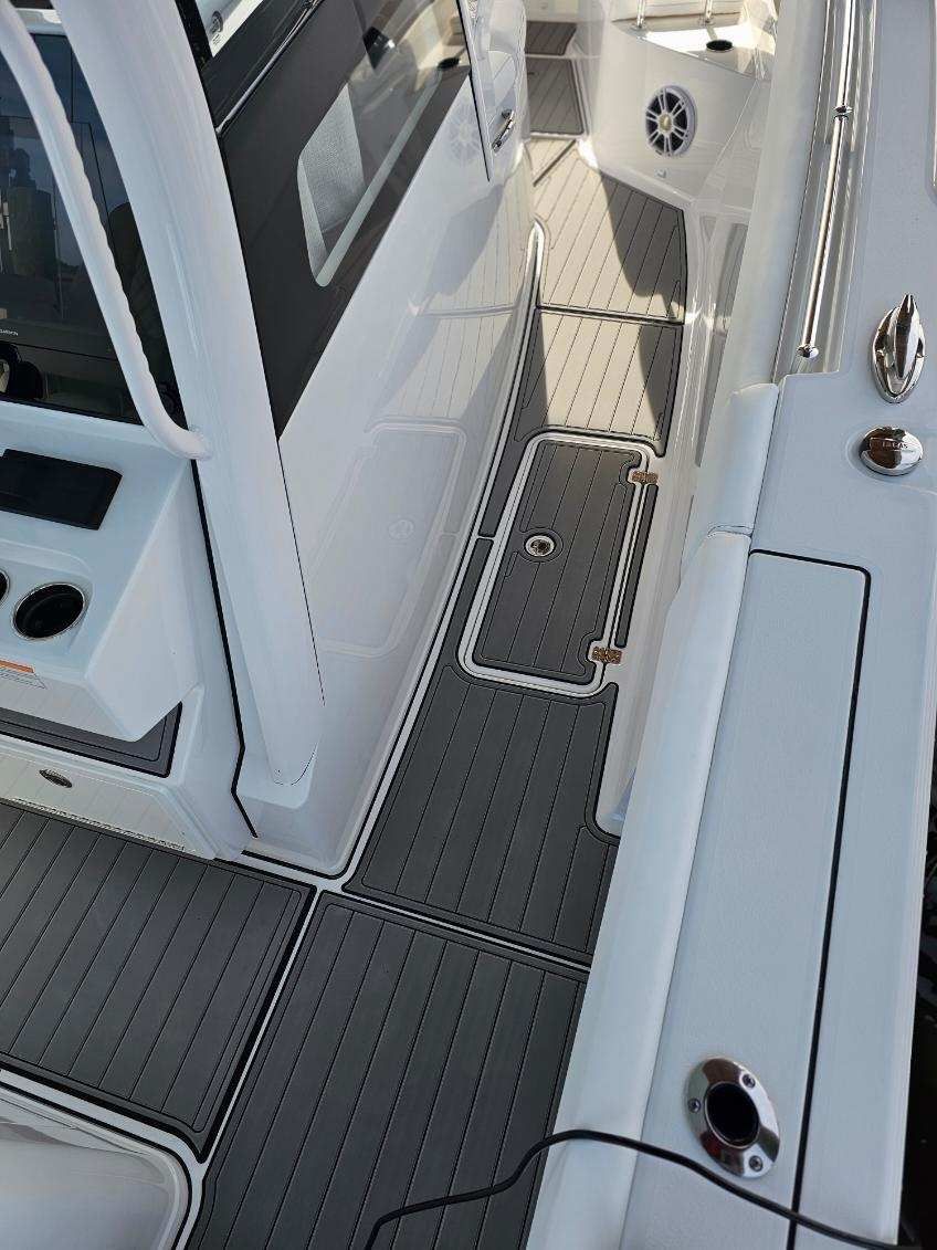 HydraFoam Gallery - Visualize Your Marine Decking Possibilities