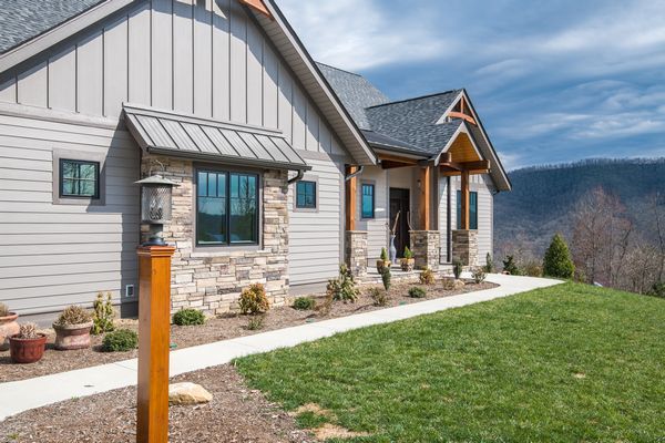 Custom Home Builder in Western NC | Heartwood Builders