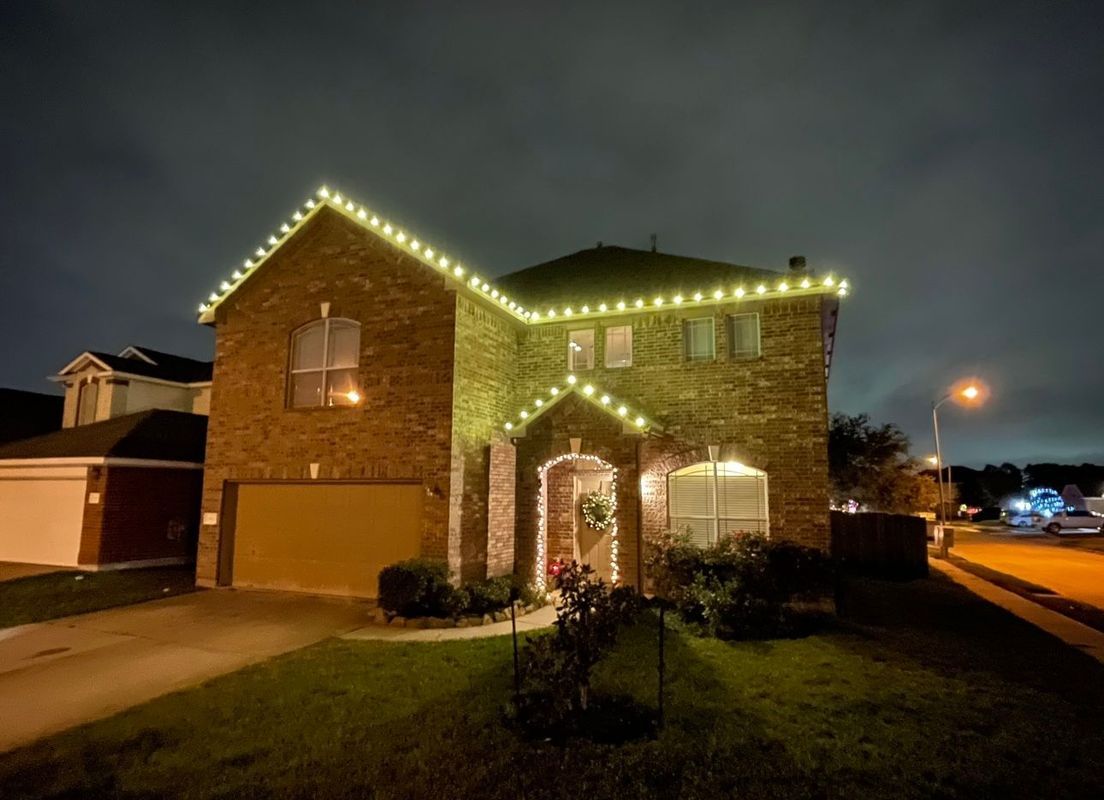 Christmas Lights | Houston, TX | Lawn Daddy Landscaping