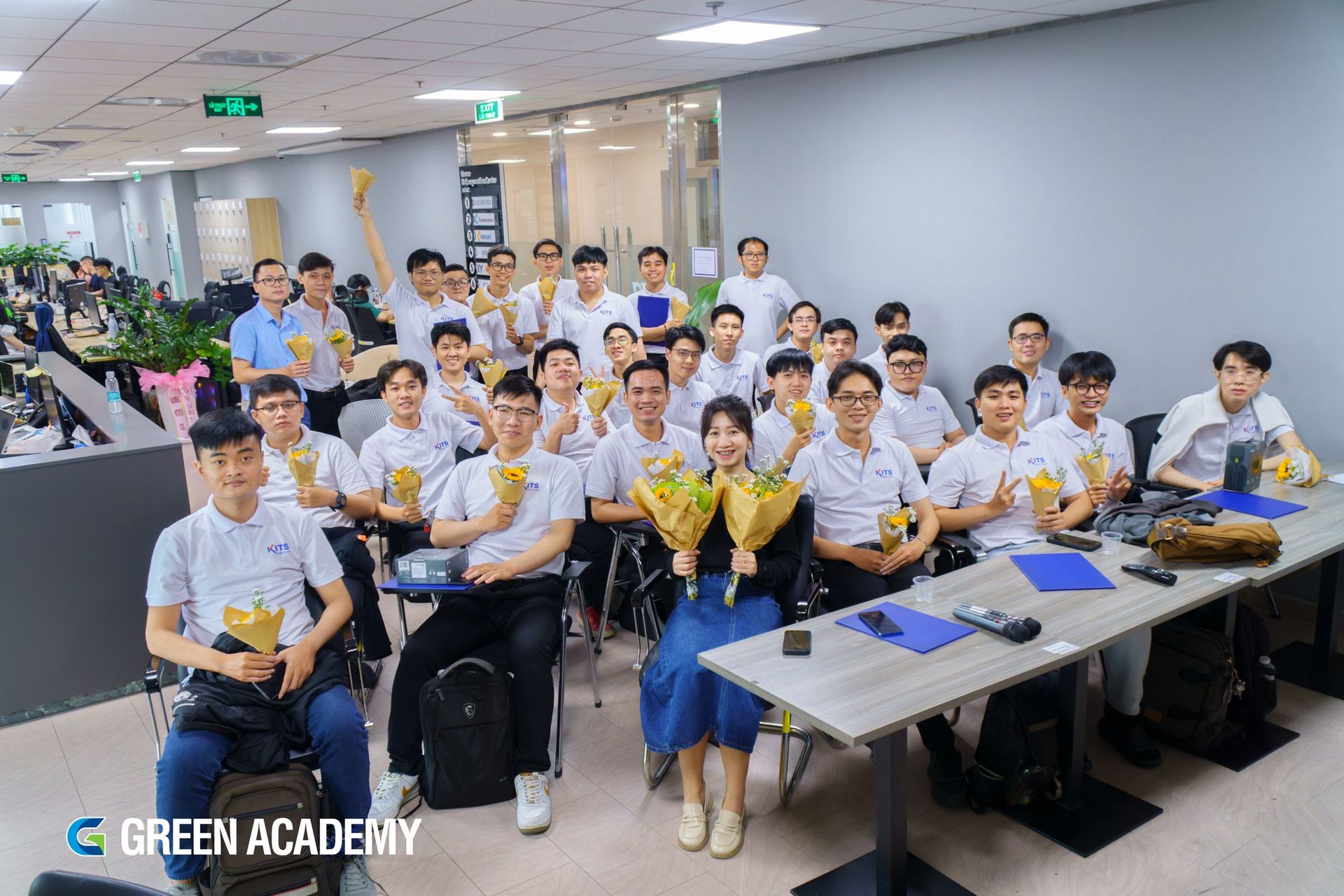 [TP.HCM] BẾ GIẢNG KHÓA FULLSTACK JAVA DEVELOPER - KHỞI ĐẦU HÀNH TRÌNH SỰ NGHIỆP LẬP TRÌNH VIÊN ...