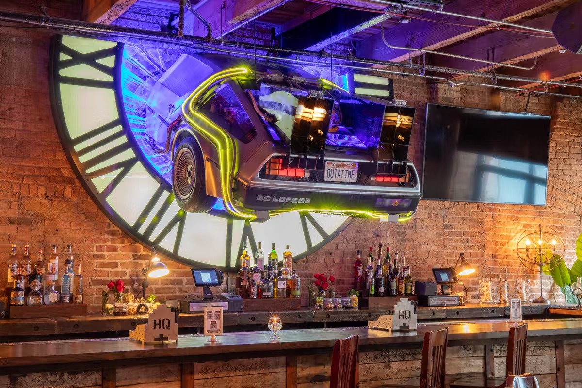Headquarters Beercade | River North Arcade Bar & Event Venue